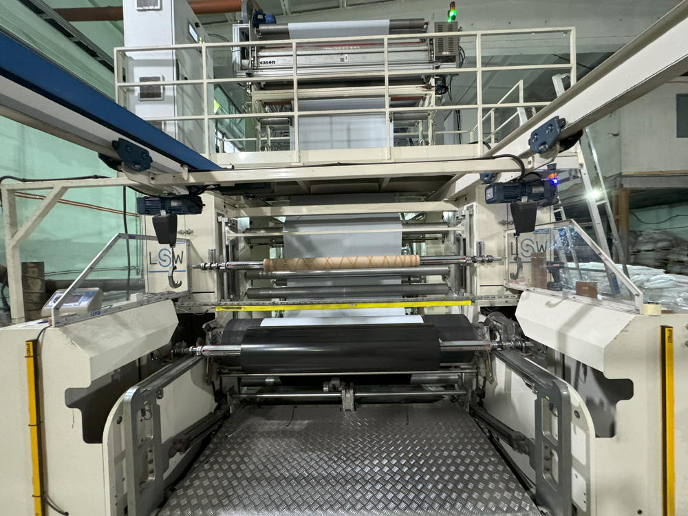 Производитель пакеты для курьерских служб